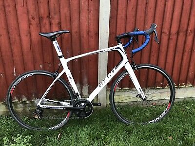 Giant Defy Composite Full Shimano 105 Carbon Road Racing Bike 700c ...