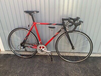 Vintage 2001 Men’s Red & Black Raleigh R:50 Road Racing Bike – Second ...