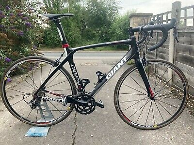 Giant Defy Advanced 1 Size M/l Road Bike, 105 Gs, Aksium Race Wheels ...