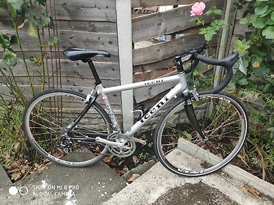 Italian Iceni Alloy & Carbon Frame With Campagnolo Groupset, Road Bike ...