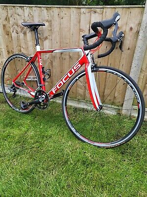 Focus Carbon Fibre Road Racing Bike. Medium Size – Second Hand Road Bikes